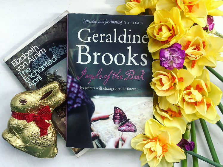 Review: People of the Book – Amina’s Bookshelf