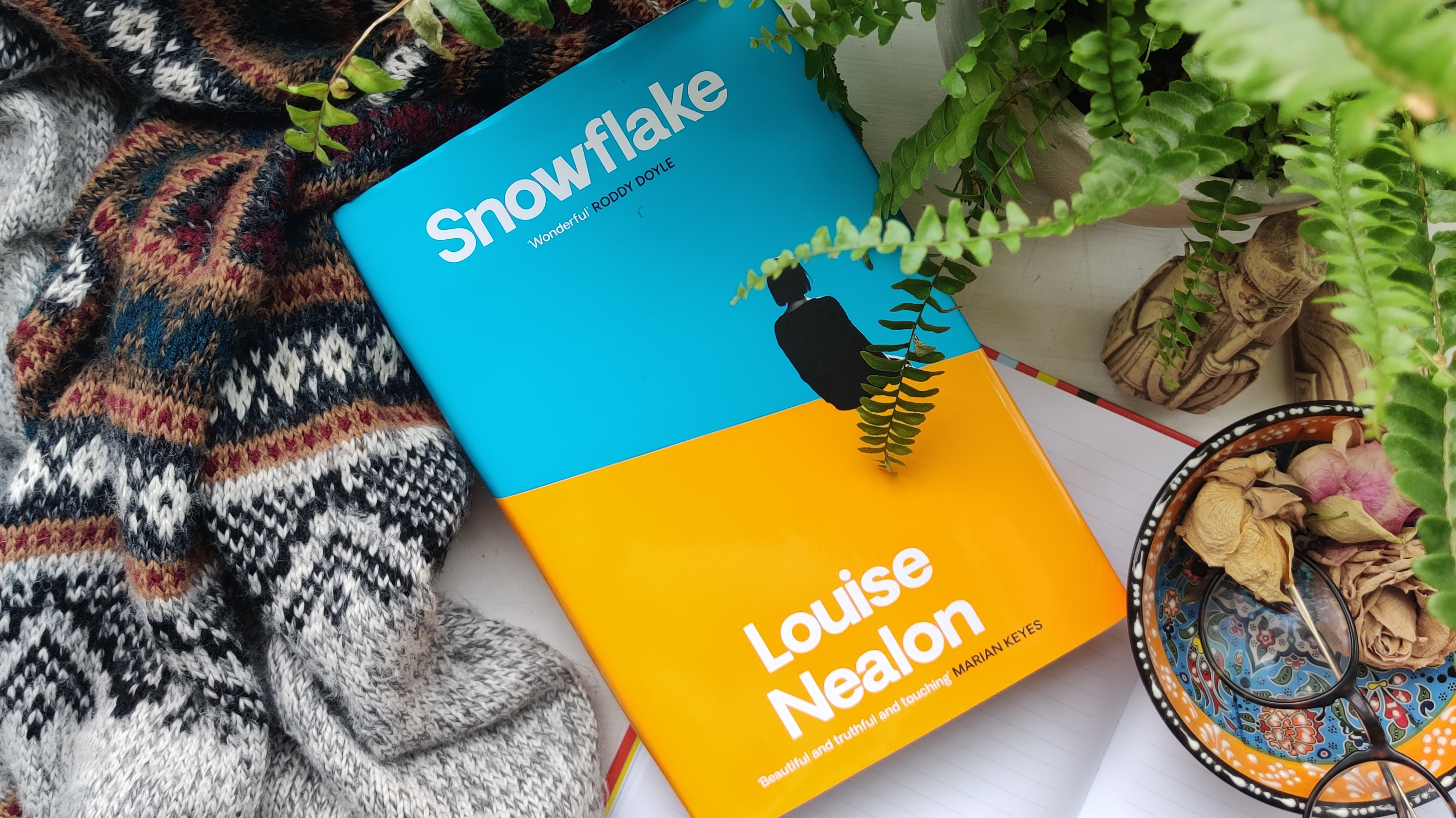 Review: Snowflake – Amina’s Bookshelf